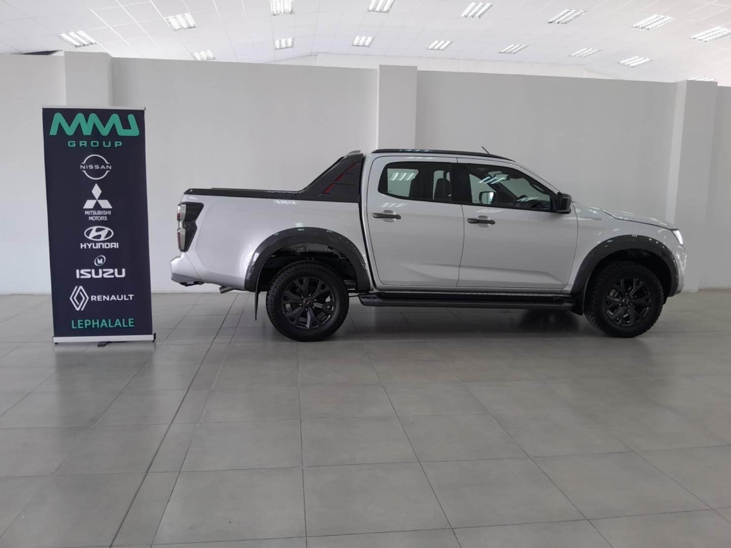2024 Isuzu D-Max 3.0TD Double Cab V-Cross - MMU Motor Group